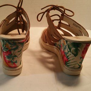 Born | Shoes | Born Female Piru Wedge Sandals Sz 6m | Poshmark